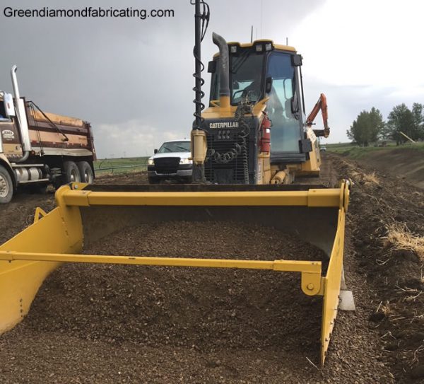 Horse Loafing Shed Kits | Dozer Spreader Boxes