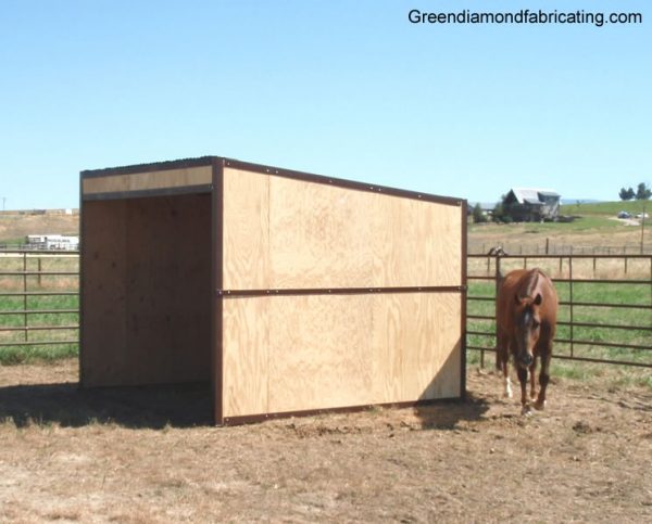 Portable horse loafing shed kits with delivery Portable horse loafing shed kits with delivery